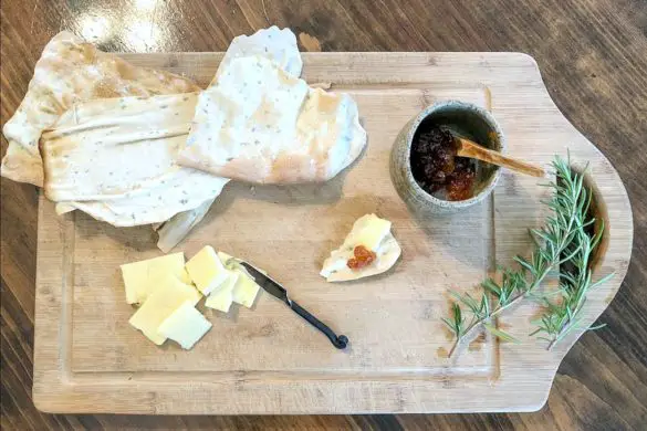 Easy Homemade Flatbread Crackers